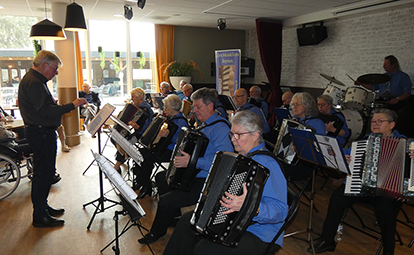 Les Musiciens Joyeux - Wie zijn wij?